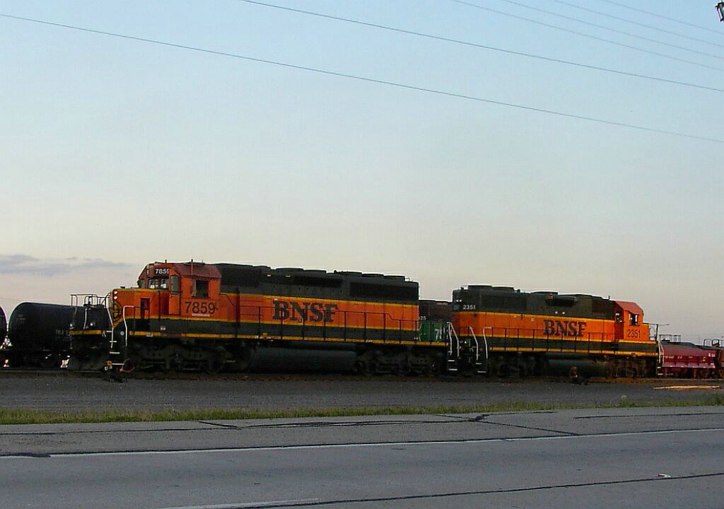 BNSF 2351 & BNSF 7859 (RCE)